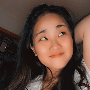 College Girls Selfies Brown Hair